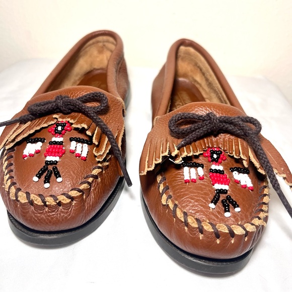 Minnetonka | Shoes | Minnetonka Moccasin Womens Shoes | Poshmark